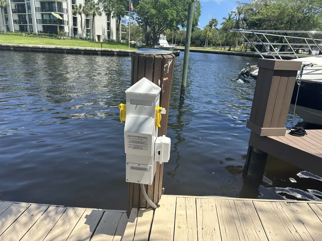 50 Foot Dock Deep Water No Fixed Bridges 50 AMP - Dockshare